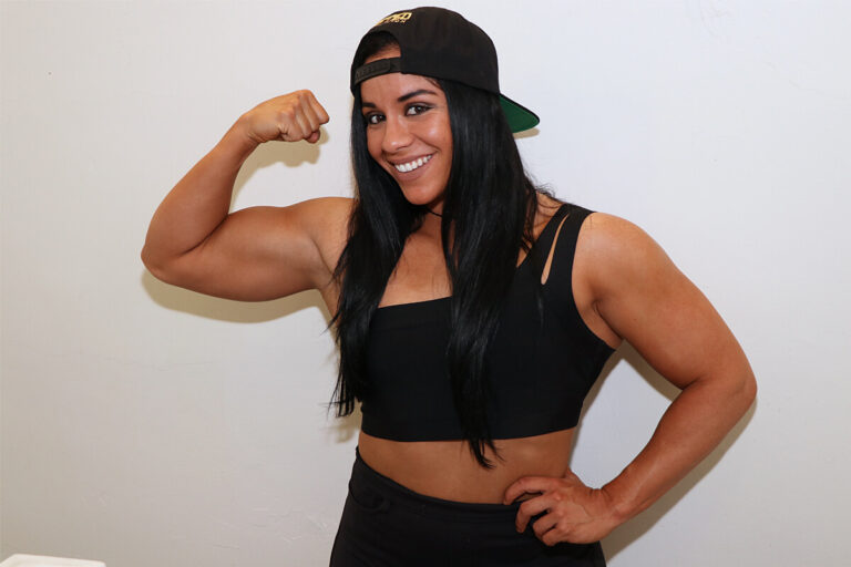 Models Profiles Girls Flexing